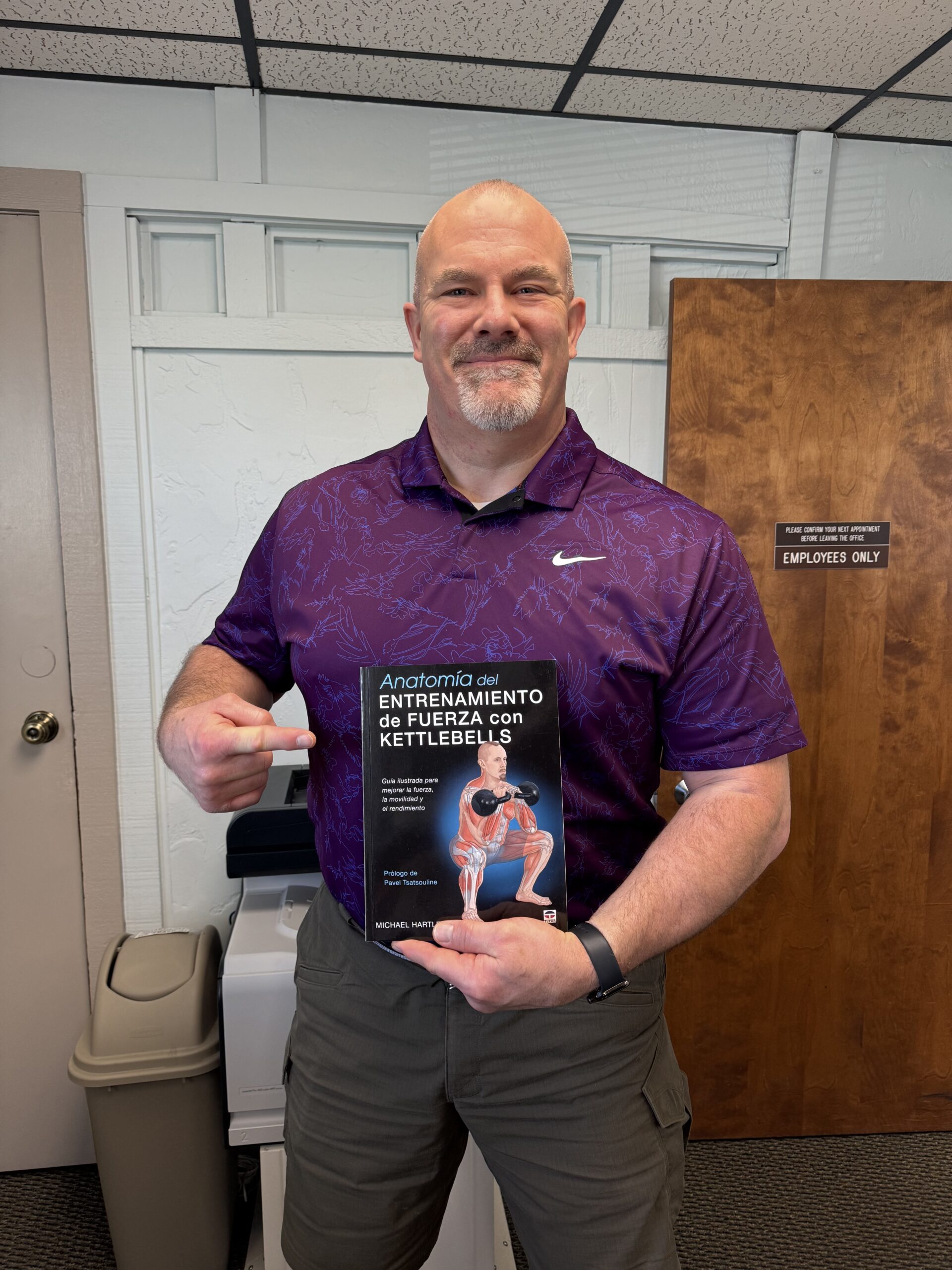 Kettlebell Strength Training Anatomy – Dr. Michael Hartle